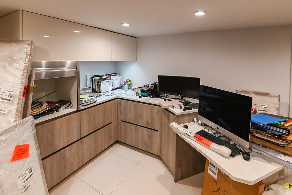 Aran Cucine Modern Built-In Desk System with White Oak Look Finish & Q ...