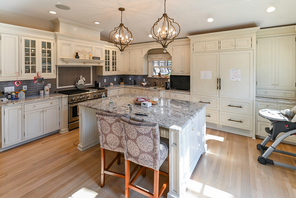 Custom Traditional Cream Kitchen with Island, Granite Countertops and ...