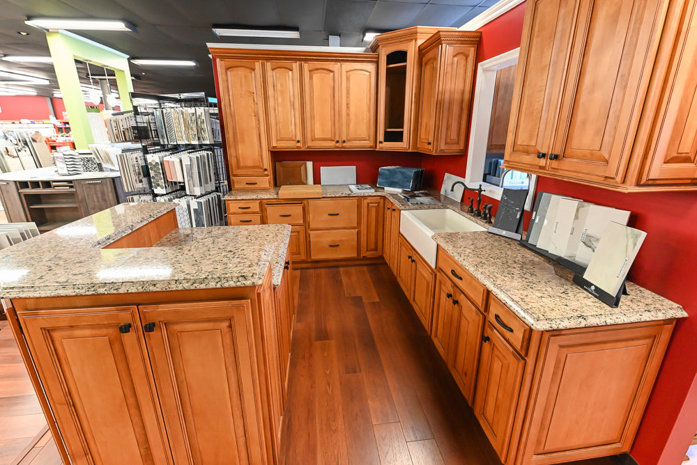 Decora Traditional Wooden Partial Kitchen with Island, Granite Counter ...